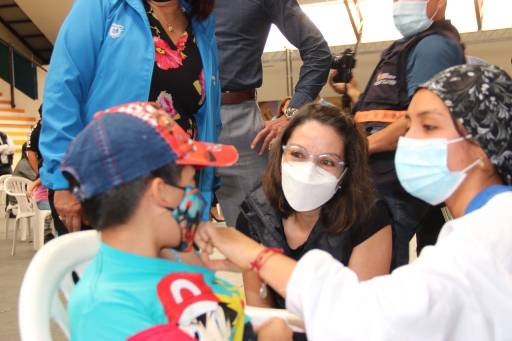 Ministra de Salud invitó a la “Minga Nacional de Vacunación (COVID-19 ... Ministra de Salud invitó a la “Minga Nacional de Vacunación (COVID-19 ...