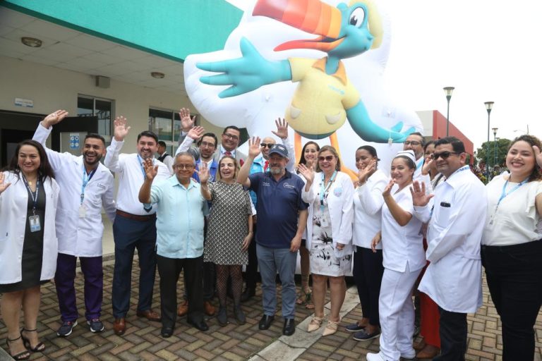 Inició campaña de inmunización por un «Ecuador libre de poliomielitis ...